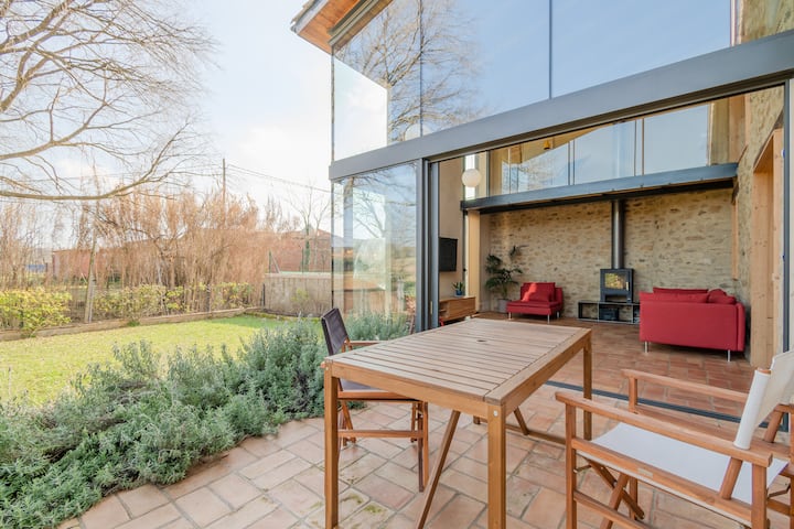 Flateli Cornellà Del Terri - Banyoles