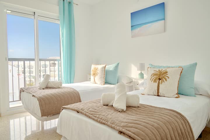 Appartement Ensoleillé De 3 Chambres à Nerja - Nerja