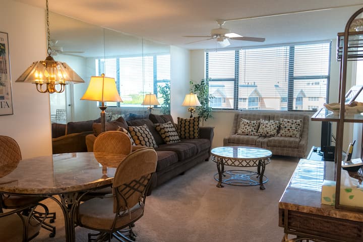 Harbor Towers 614 - Siesta Key, FL