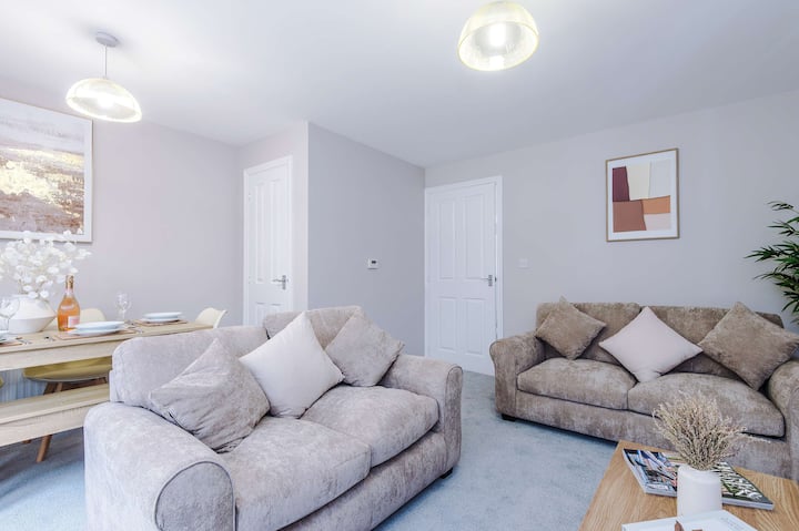Spacious 3 Bed In Northwich, Perfect For Groups! - Northwich