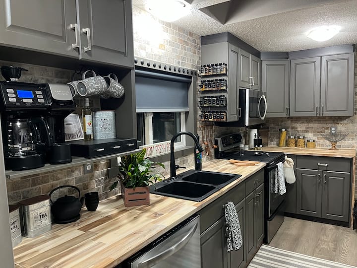 The Owls Nest Retreat - Kelowna