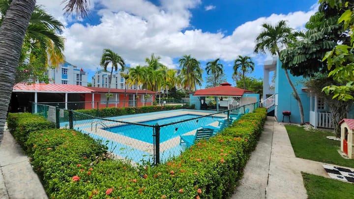 11br Coastal Retreat With Pool And Beach Access - Puerto Rico