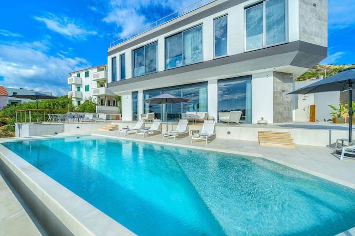 Luxury Villa Azur Luxe With Heated Pool In Rogozni - Primošten