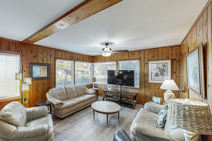 4 Br Home, One Block To The Beach, With Game Room - 시사이드