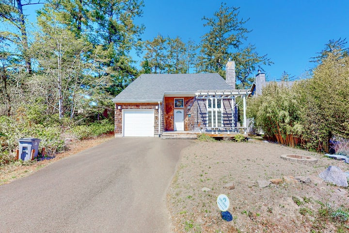 3br With Patio, Firepit, Fast Wifi, Full Kitchen - Manzanita, OR