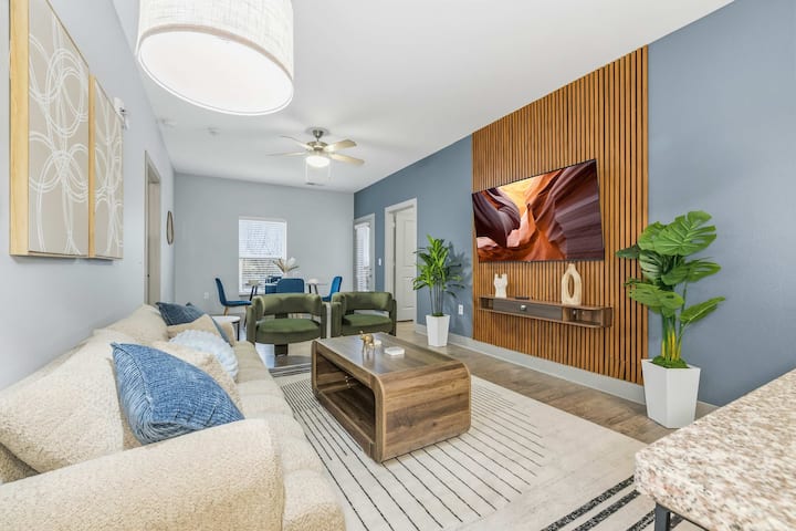 March Madness|modern2br, Free Parking, Near Dt - Irvington Historic District, IN