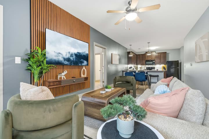 March Madness Stay|stylish 2br+free Prkng Near Dt - Indianapolis, IN