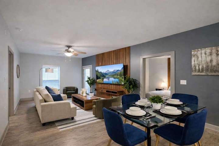 Modern Downtown Indy 2br | Free Parking, Walk To L - Garfield Park Indianapolis