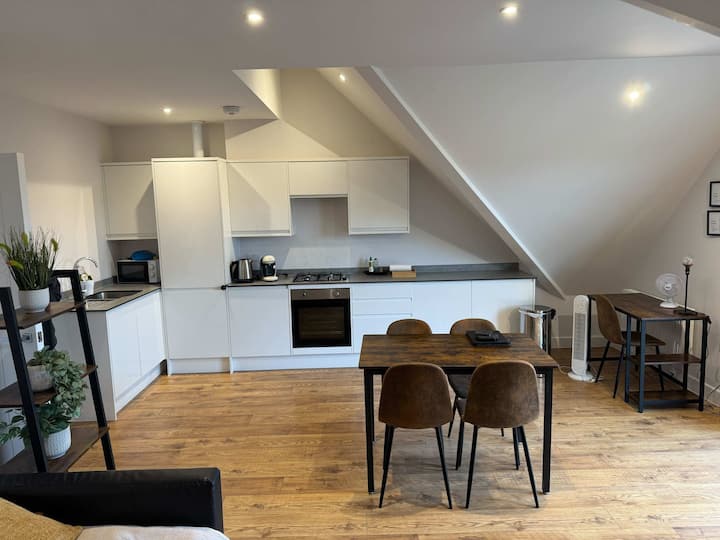 The Roost Group - 1 Bedroom Apartment No.8 - Tonbridge