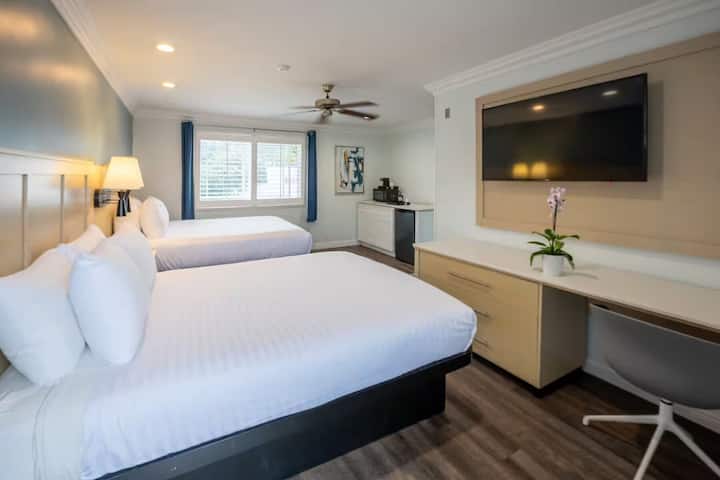 2 Queens| Ramada Redondo | Close To The Beach - Redondo Beach, CA