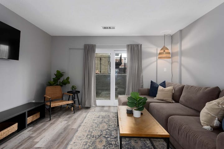 Updated 1br | Minutes To Downtown - Kansas City, KS