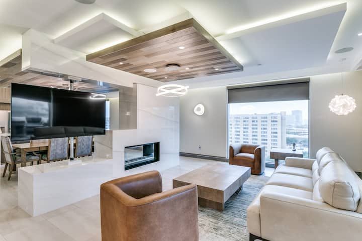 Penthouse W/ Kitchen & Patio + Free Breakfast - 댈러스