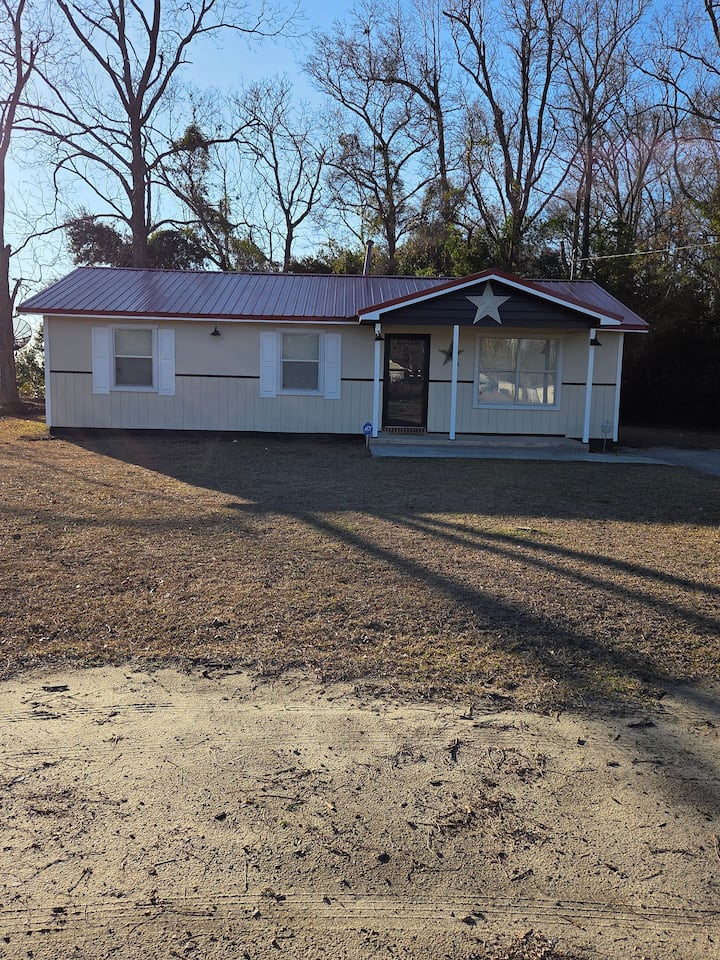 Hank And Margie's Place, Too - Hampton, SC