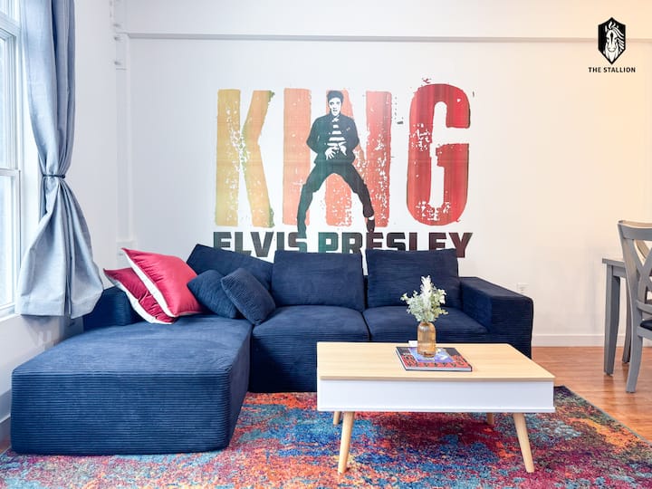 "Elvis - The King" Loft - Steps From Museums - Memphis, TN
