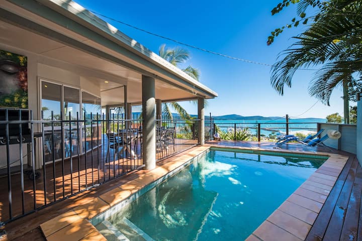 Coral Sea Retreat - Holiday Home With Ocean Views - Airlie Beach
