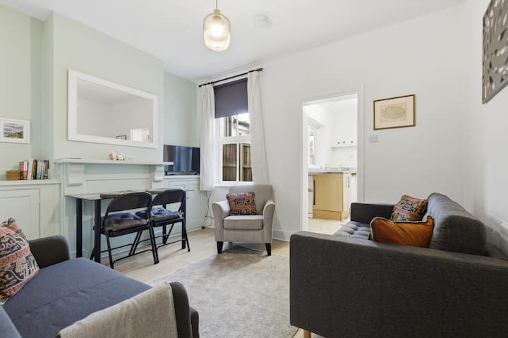 Georgian Home In Golden Triangle | 3bd Norwich - Norwich