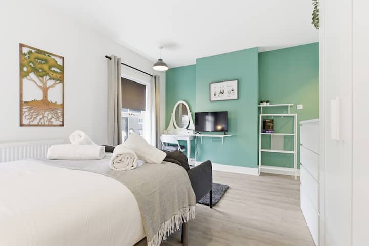 Georgian Home In Golden Triangle | 3bd Norwich - Norwich