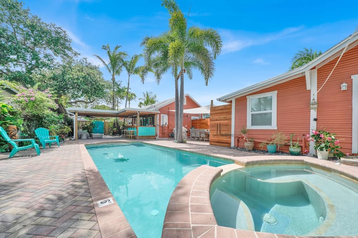 2 Cottages Downtown Lake Worth - Private Pool - Lake Worth, FL