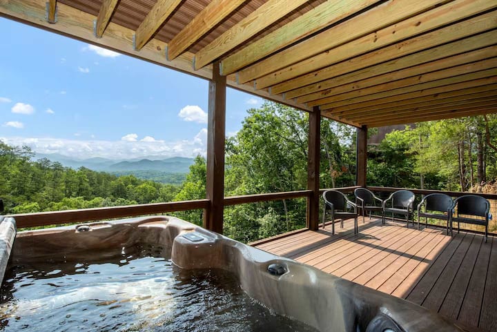 Yona Lodge - 4br Mountain Lodge, Hottub, Golf - Townsend, TN