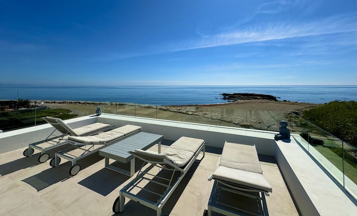 Casa Bahia Dorada - 3-bed Townhouse On The Front L - Estepona