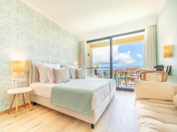 Studio W/ Rooftop Hot Tub & Half Board Dining - Porto Moniz