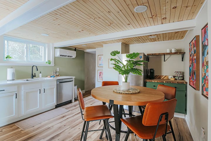 Oma's Secret Garden-appartement-salle De Bain Priv - Staunton, VA