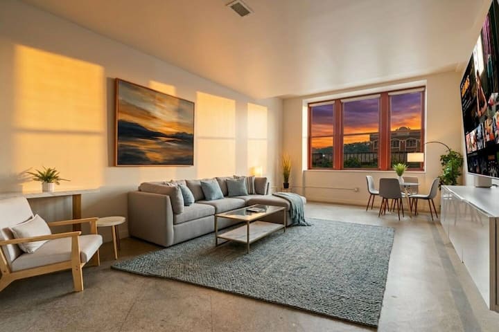 Modern 2br Near Nfl Draft • Sleeps 5• Free Parking - University of Pittsburgh, Pittsburgh