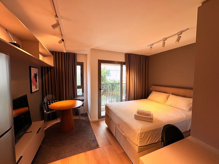 Studio No Coração Do Campo Belo |Quad303 - Brazil