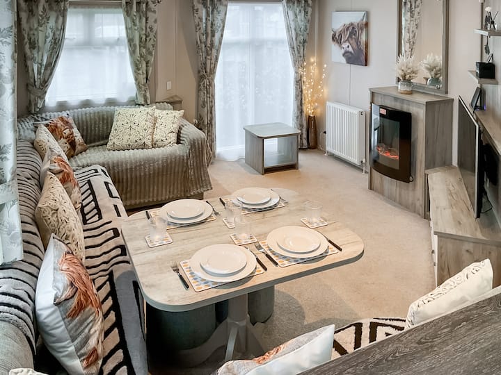 54 Beach Retreat - Weston-super-Mare