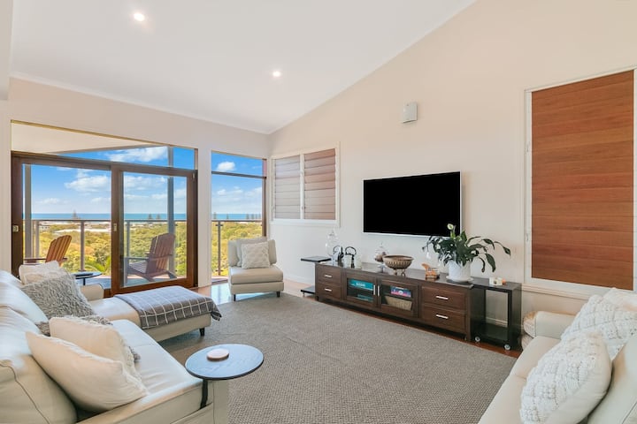 King Of The Hill - Oceanview 4br Home By Uholiday - Gold Coast
