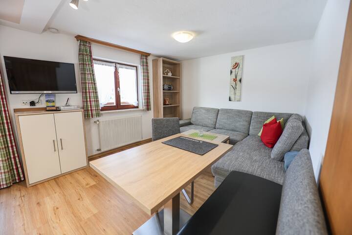 Holiday Flat 5 Götschen For 1-2 Persons, 1 Bedroom - Bischofswiesen