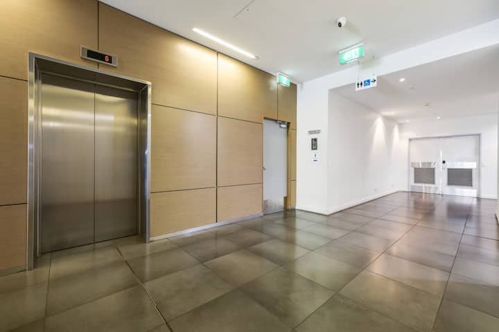Level 10 Life | Spacious 1 Bed Apartment | Pool - Darwin