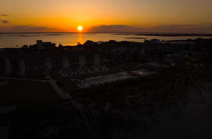 Ocean View King Studio + Restaurants & Pool + Spa - Duck, NC