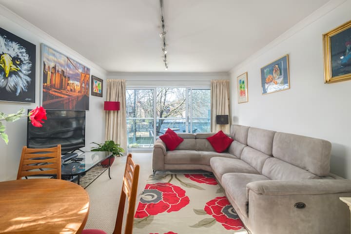 2bdr Highgate Apt With Balcony And Free Parking - Cockfosters