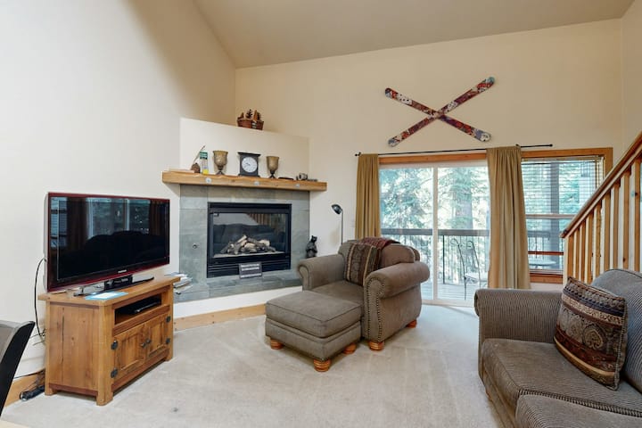 Centrally Located Condo With Pool, Tennis, Hot Tub - Tahoe City, CA
