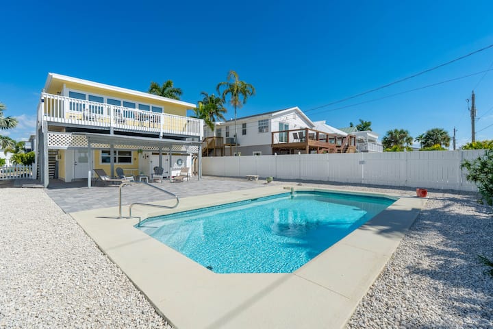 Private Pool | Steps To Beach | Palmetto Breeze - Fort Myers Beach, FL