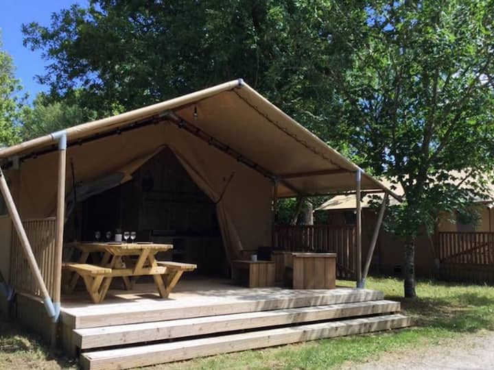 Tente Avec Terrasse, 4 Pers. - Montalivet les Bains