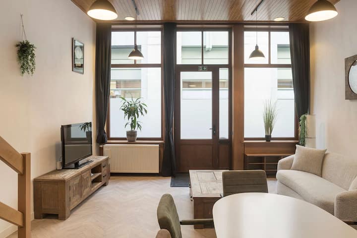 Large City Center Apartment With 3 Bedrooms - Ghent (Belgium)