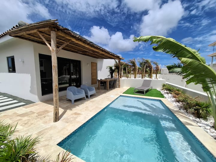 Emma Luxury Pool Suites – Private Pool Bungalow #5 - Curaçao