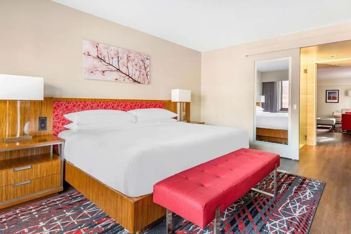 4 Suites Near Georgetown Shop L W/ Free Breakfast - Bethesda, MD