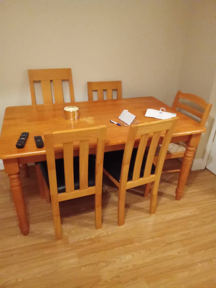 Modern 4-bed | Sleeps 6 | Near Newcastle West - Cork