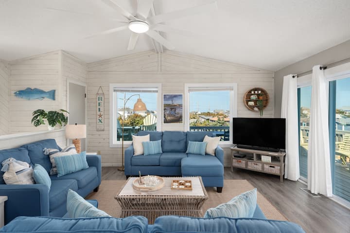 King Tide Rising: Coastal Retreat In Avon - Avon, NC