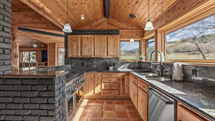 B4 Ranch Lodge - Amazing Views - Vega State Park, Collbran