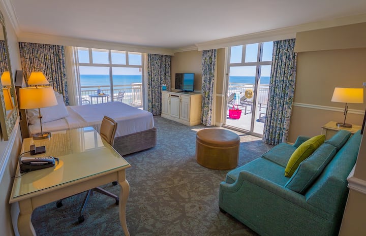 Coastal King Balc | The Shores | Spa | 2 Units - Daytona Beach, FL
