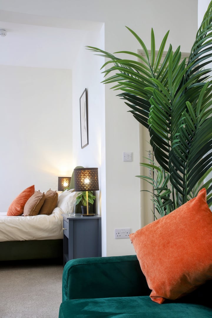 Room 7 - Sixcheapstreet - Newbury