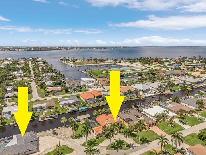 Walk To Beach, Pool, Spa, Waterfront - Cozy Corner - Fort Myers, FL