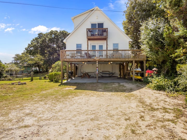 Endless Summer | Sound Views & Walk To Beach - Salter Path, NC