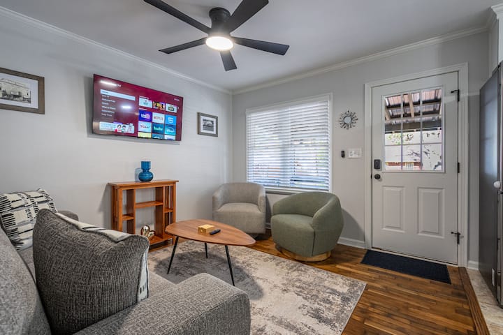 Renovated Cottage Steps From Savoy Auto Museum - Cartersville, GA