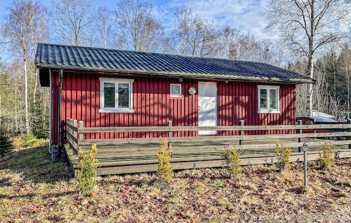 2 Bedroom Lovely Home In Röke - Tyringe