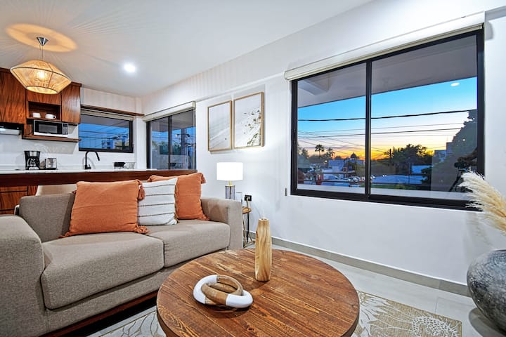 Luxurious Apartment With Pool, Steps From Beach - Baja California Sur